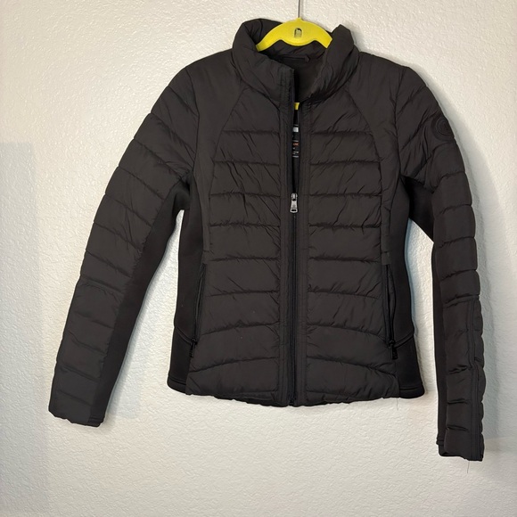 Bernardo | Jackets & Coats | Bernardo Neo Active All Day Puffer Jacket ...